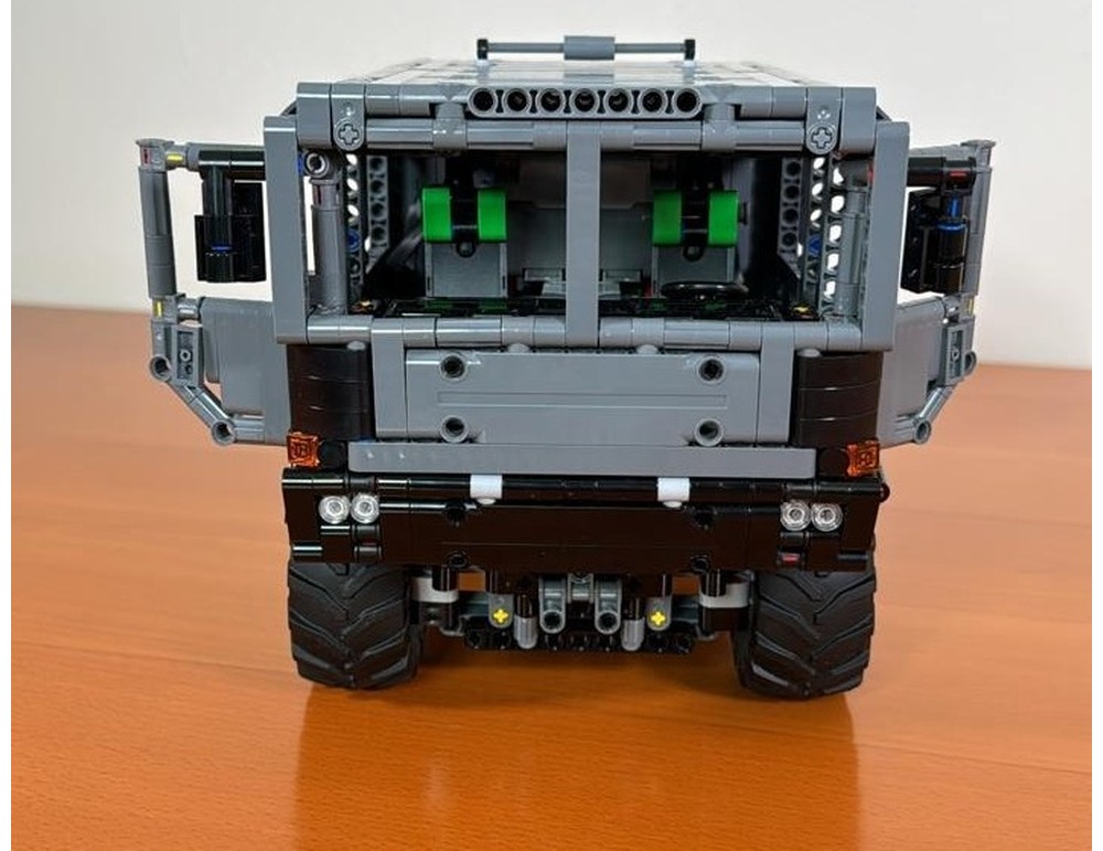 LEGO MOC-195038 MAN HX60 by Building with bricks | Rebrickable - Build ...