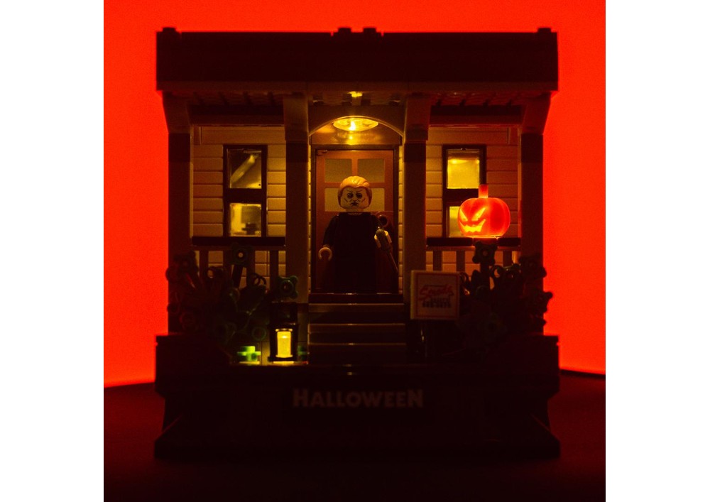 Lego Moc Halloween House By Monstrous Brick Rebrickable Build With Lego
