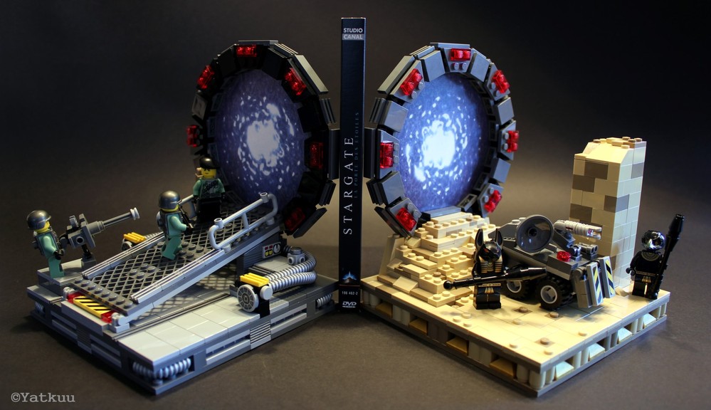LEGO MOC Stargate Bookends by Yatkuu | Rebrickable - Build with LEGO
