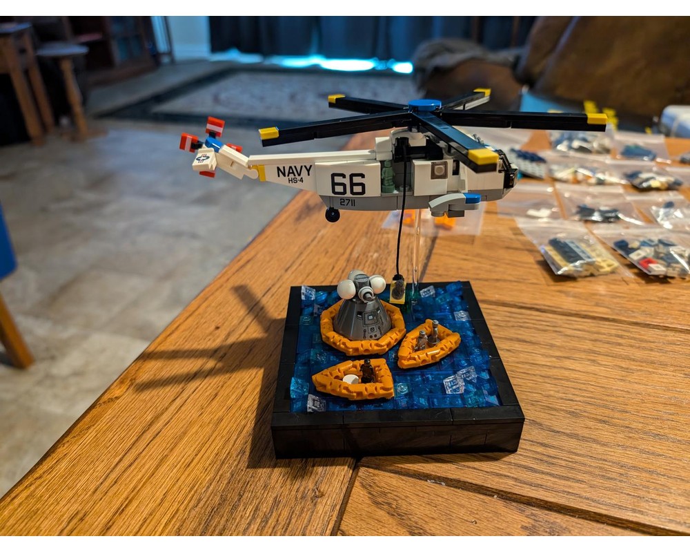 LEGO MOC Apollo 11 Recovery v3 by dlpitbull66 | Rebrickable - Build ...