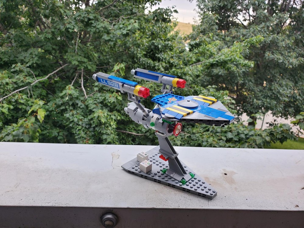 LEGO MOC 10497 Alt Build- LL 928 USS Explorer by Camobricktape ...