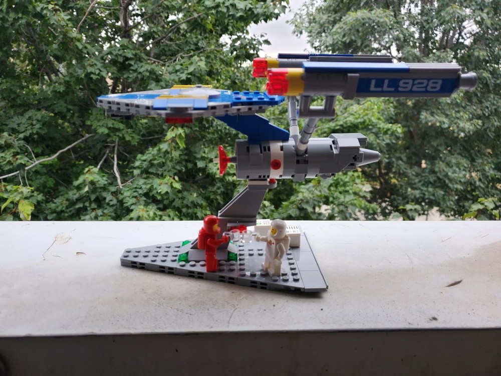 LEGO MOC 10497 Alt Build- LL 928 USS Explorer by Camobricktape ...