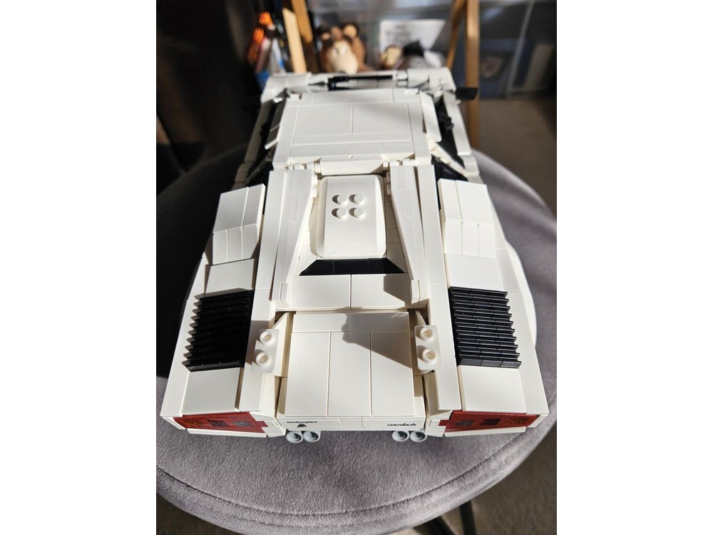 LEGO MOC Fixing the 10337 Countach by Brickmethis | Rebrickable - Build ...