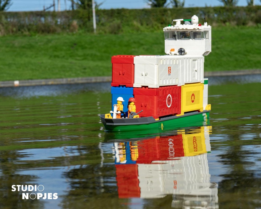 Lego Moc Container Ship By Roloff Rebrickable Build With Lego