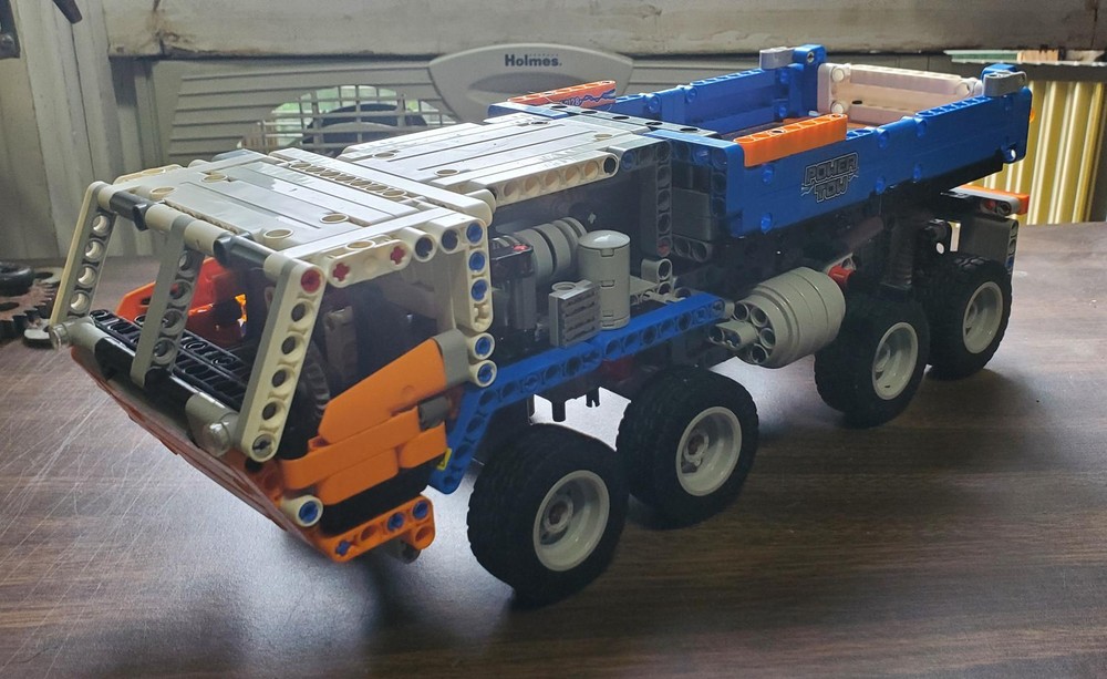 LEGO MOC 42128 Hemtt truck by Boomdidit | Rebrickable - Build with LEGO