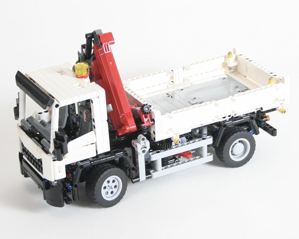 LEGO MOC Tipper Truck with Crane by thirdwigg | Rebrickable - Build ...