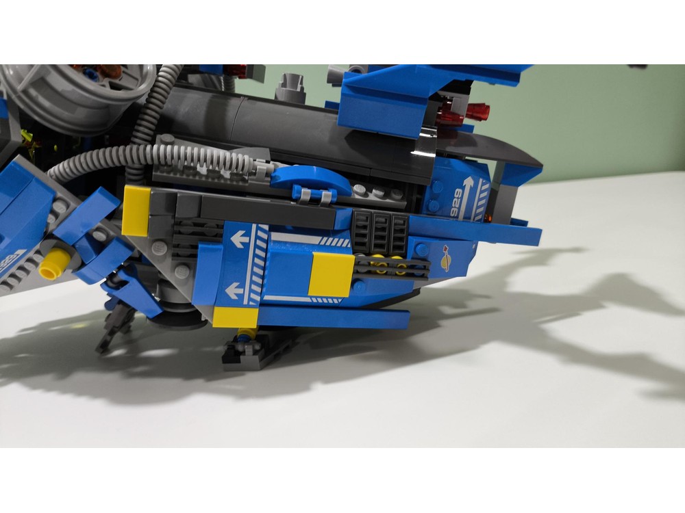 Lego Moc Benny And Lucy Cargo Ship By Brelha Rebrickable Build With Lego