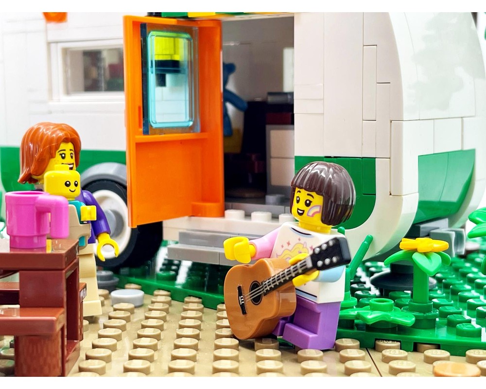LEGO MOC Campground Diorama by IBrickedItUp | Rebrickable - Build with LEGO