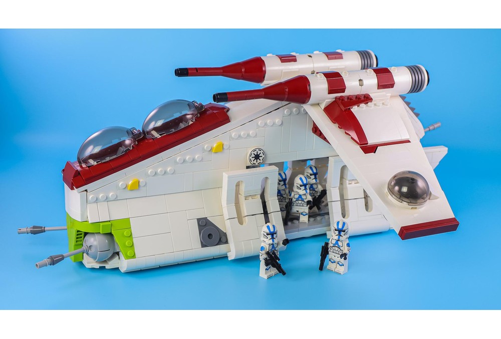 Lego Moc Laat Republic Gunship By M5builds Rebrickable Build With Lego