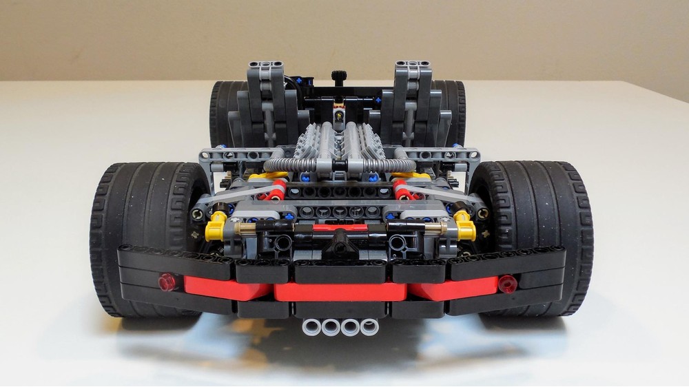 LEGO MOC Flat AWD chassis by Didumos | Rebrickable - Build with LEGO