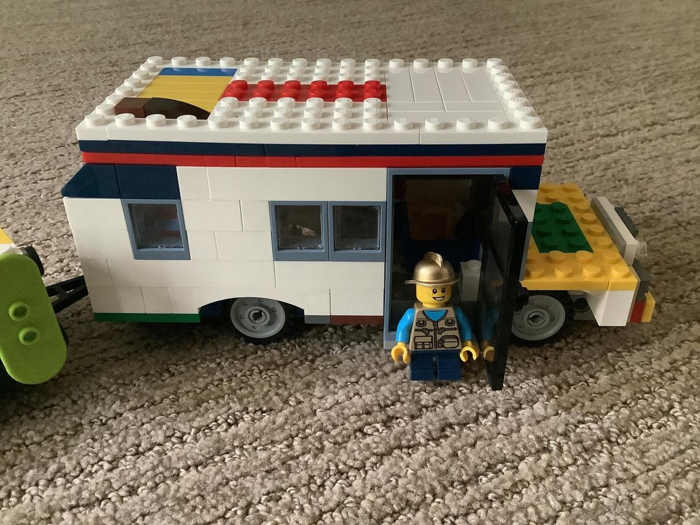 Lego Moc Skaters Bus Camper By Orbcreations Rebrickable Build With Lego