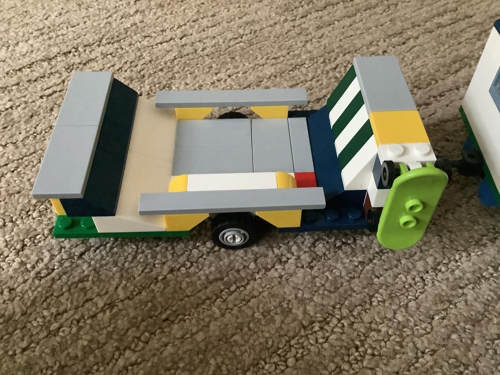 Lego Moc Skaters Bus Camper By Orbcreations Rebrickable Build With Lego