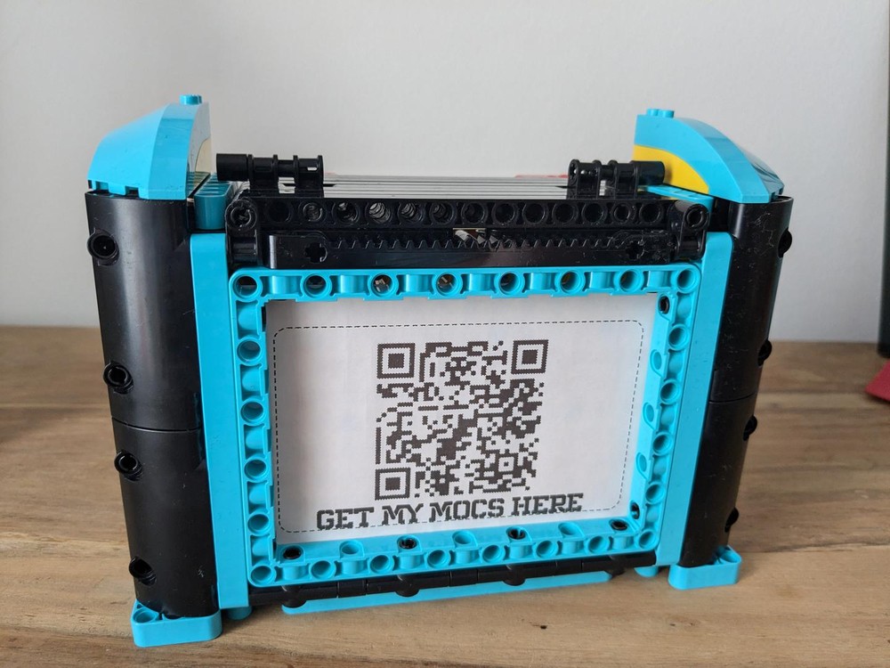 LEGO MOC Spike Prime Scrolling Ads panel by mareklew | Rebrickable ...