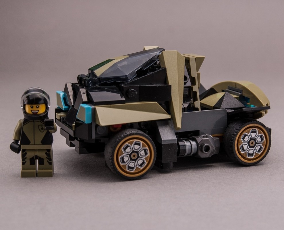 LEGO MOC 76923 Triangular Vehicle by Keep On Bricking | Rebrickable ...