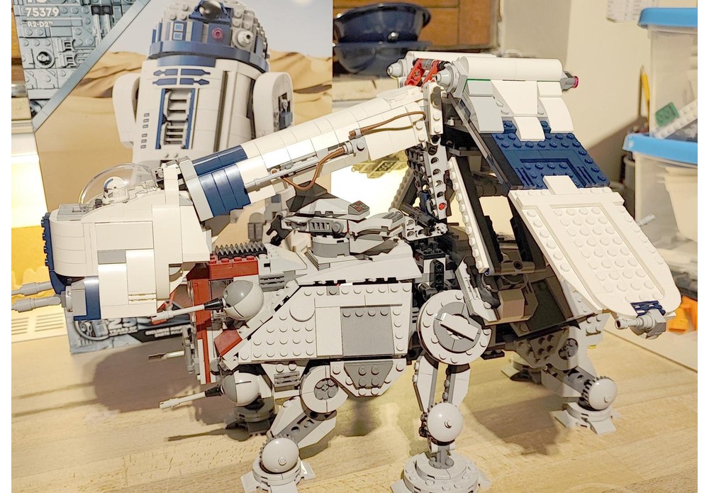 LEGO MOC 75379 Dropship - R2-D2 modification by Will_Crafting ...