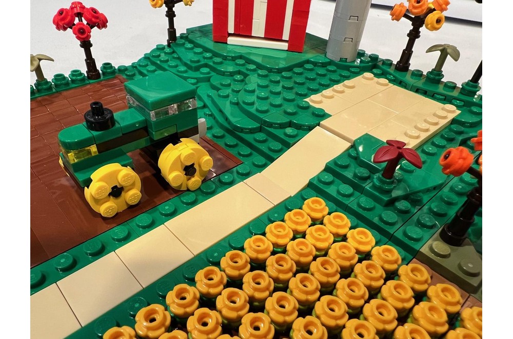LEGO MOC John Deere Micro scale farm tractor by medleyj | Rebrickable ...