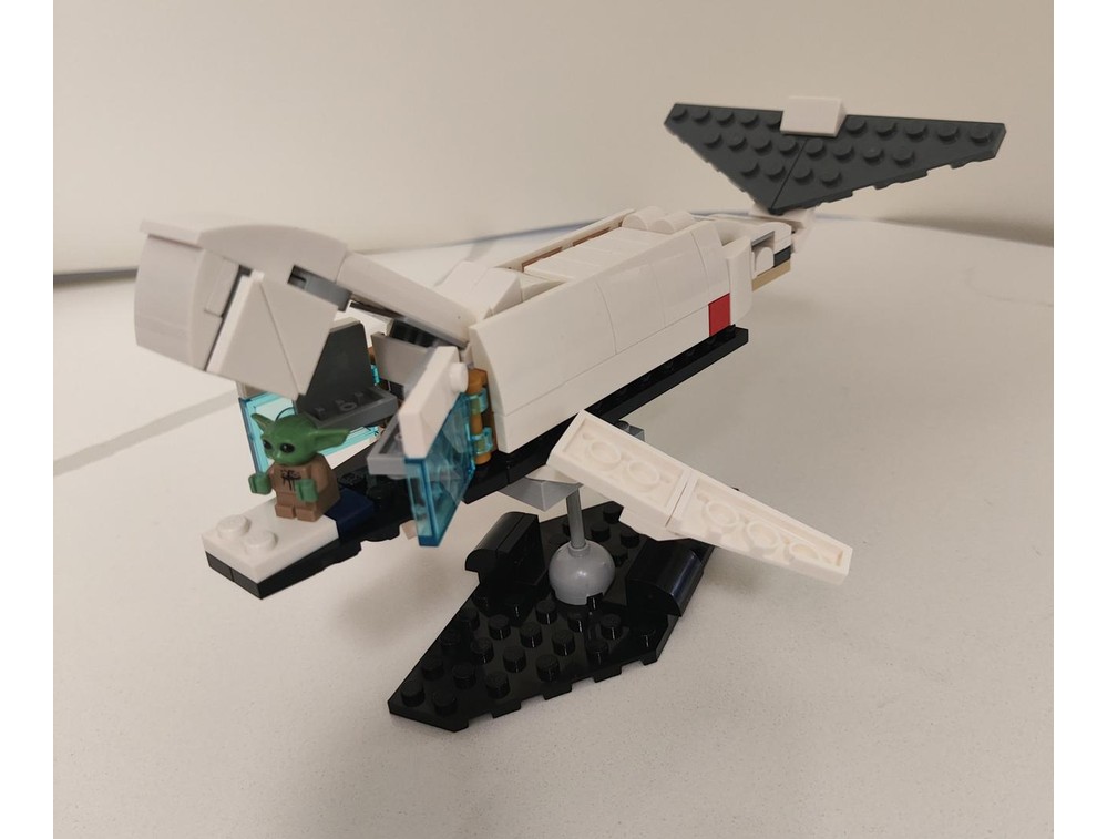 LEGO MOC Beluga Whale Submarine / Space Ship - Alt build for Space ...