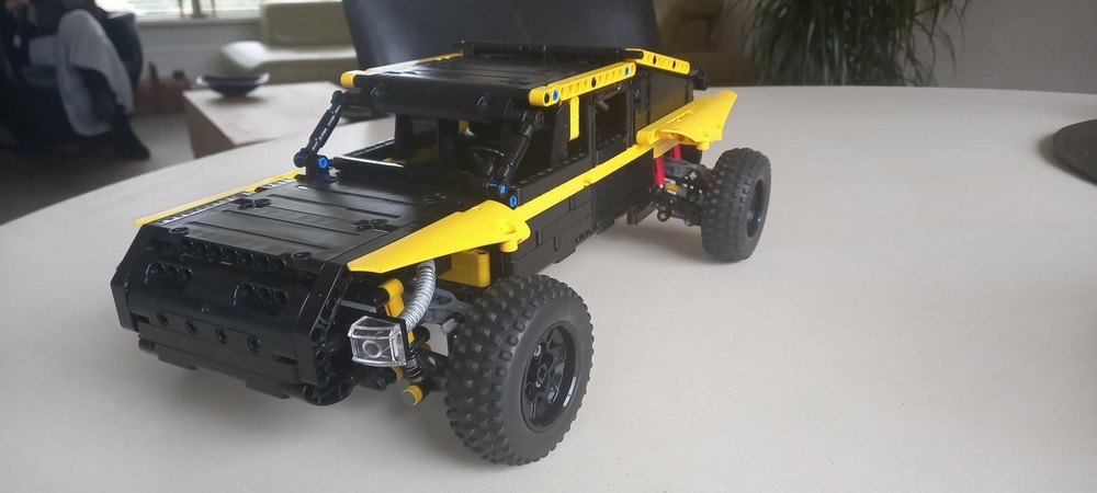 LEGO MOC SUV 2024 new hub by Adriaan2018 | Rebrickable - Build with LEGO