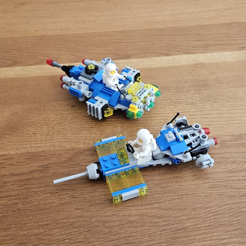 LEGO MOC 40712 Leo Comet & Solar Prowler by drosse | Rebrickable ...