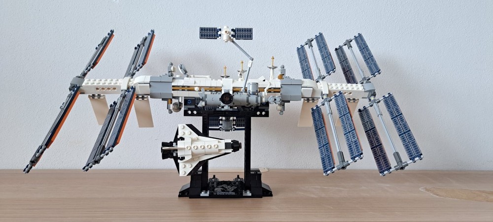 LEGO MOC Alternative display for 21321 ISS by RobertTheBuilder ...