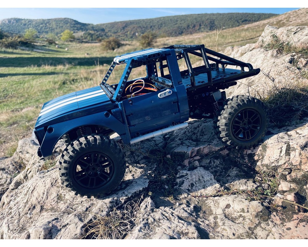 LEGO MOC Toyota Hilux Truggy by gyenesvi | Rebrickable - Build with LEGO