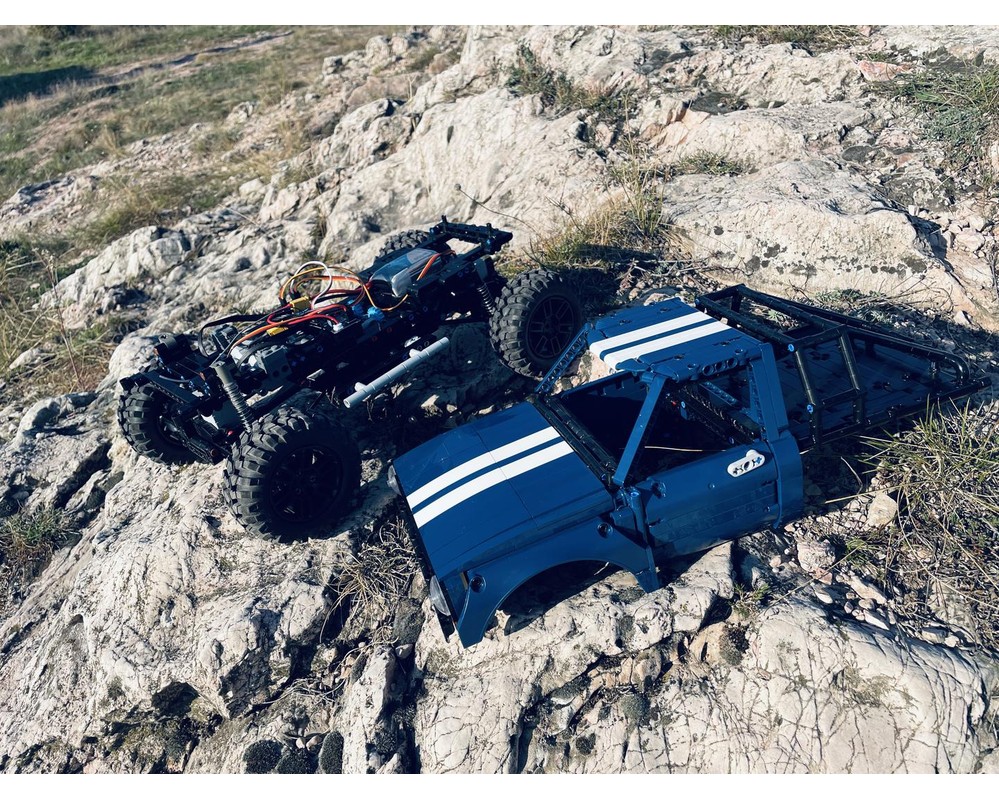 LEGO MOC Toyota Hilux Truggy by gyenesvi | Rebrickable - Build with LEGO