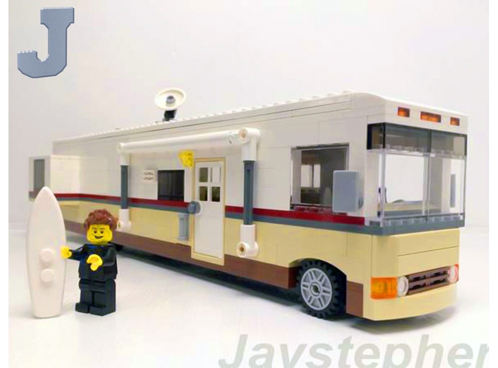 LEGO MOC Luxurious Class A Motorhome Caravan by jaystepher ...