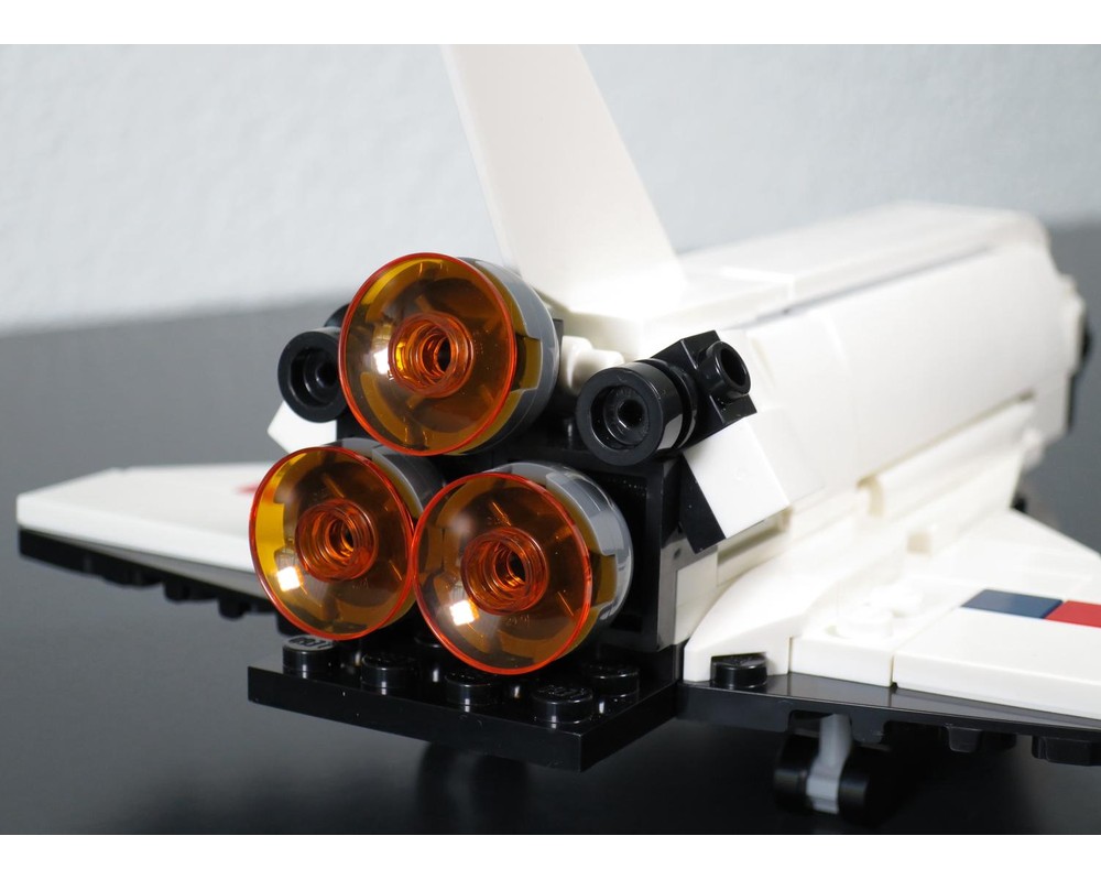 Lego Moc Space Shuttle By Lunabricks Rebrickable Build With Lego