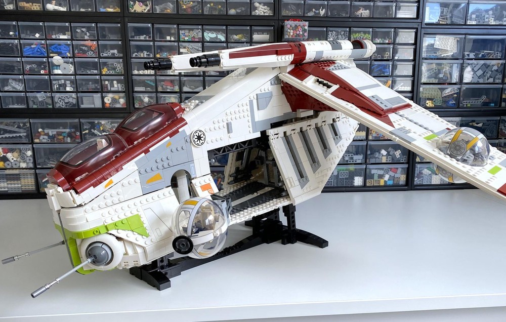 LEGO MOC UCS Republic Gunship LAAT/i Upgrade (75309 Mod) by Gremder23 ...