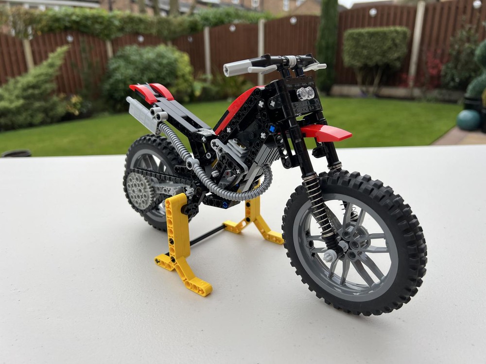 LEGO MOC Trial Bike v2 by s90sml | Rebrickable - Build with LEGO