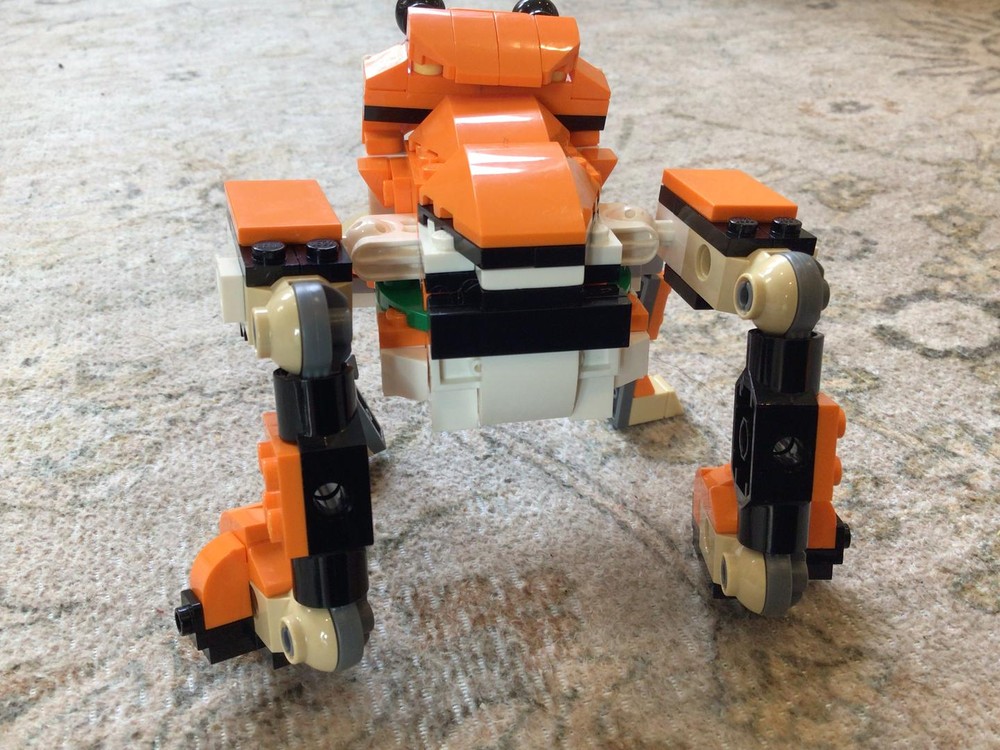 LEGO MOC Frog + mini snake by DnDBrickinBros | Rebrickable - Build with ...