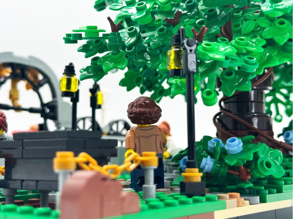 LEGO MOC Big Tree Cemetary by IBrickedItUp | Rebrickable - Build with LEGO