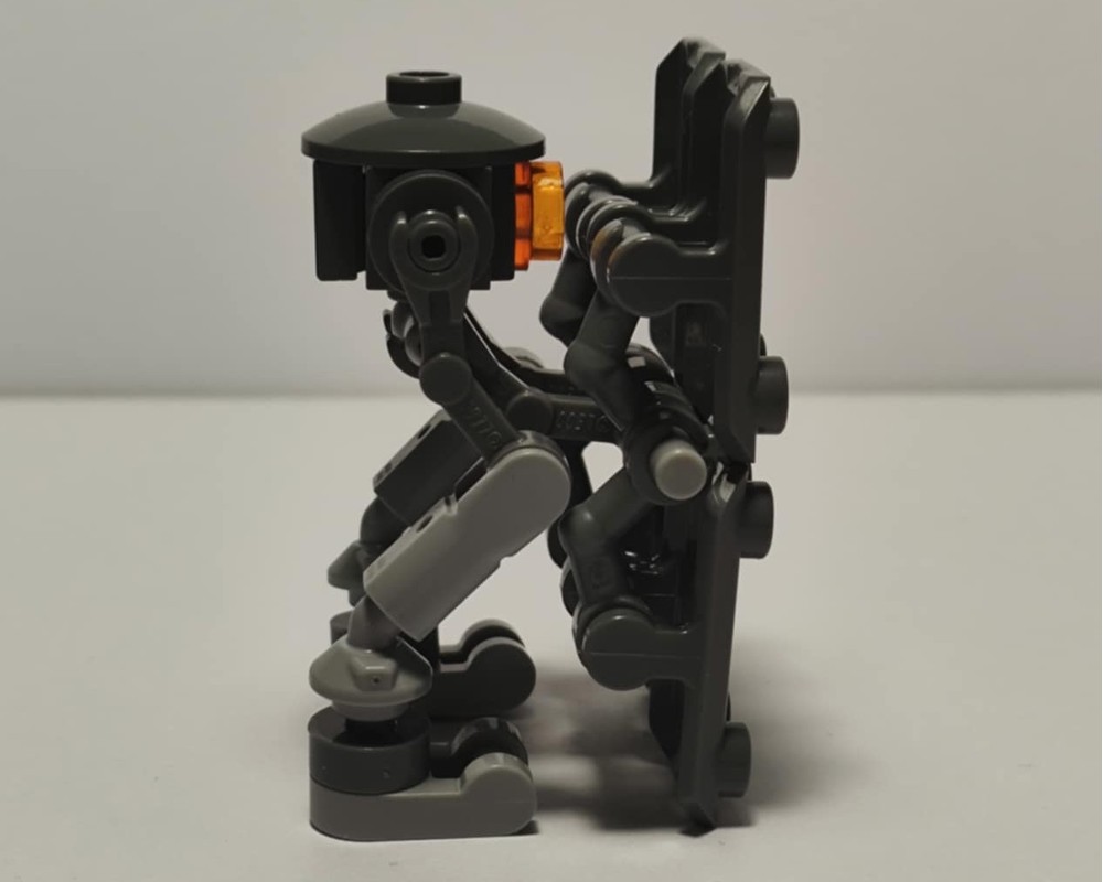 Lego Moc Shield Bot By Borsonbuilds Rebrickable Build With Lego