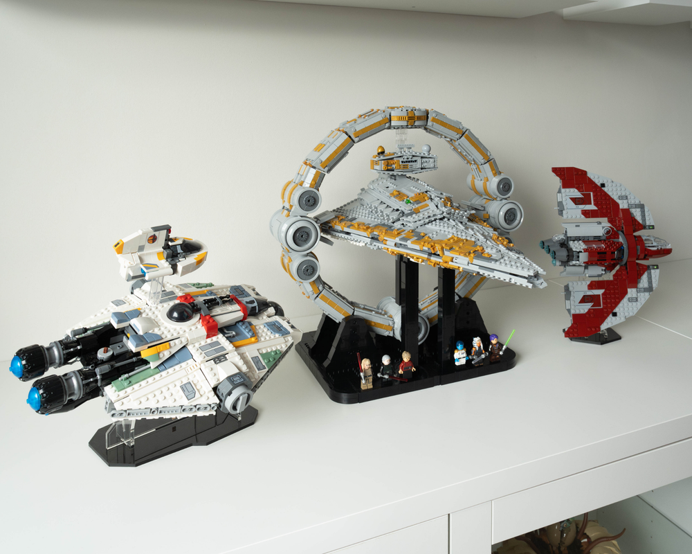 LEGO MOC Eye of Sion with Display Stand for Thrawn's Chimaera MOD for ...