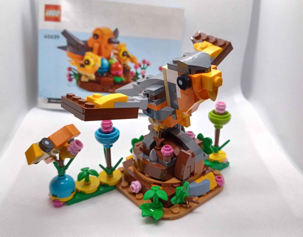 LEGO MOC Bird on stand (40639 Alternate Build) by Penguins and plastic ...
