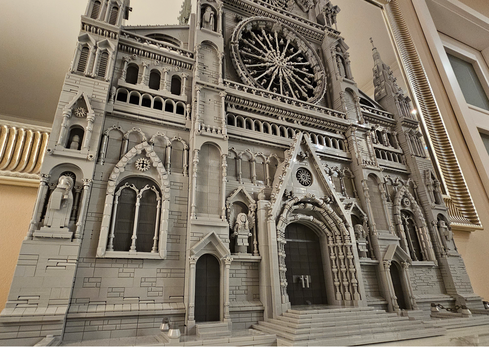 LEGO MOC Gothic Cathedral Facade by czlaczi81 | Rebrickable - Build ...