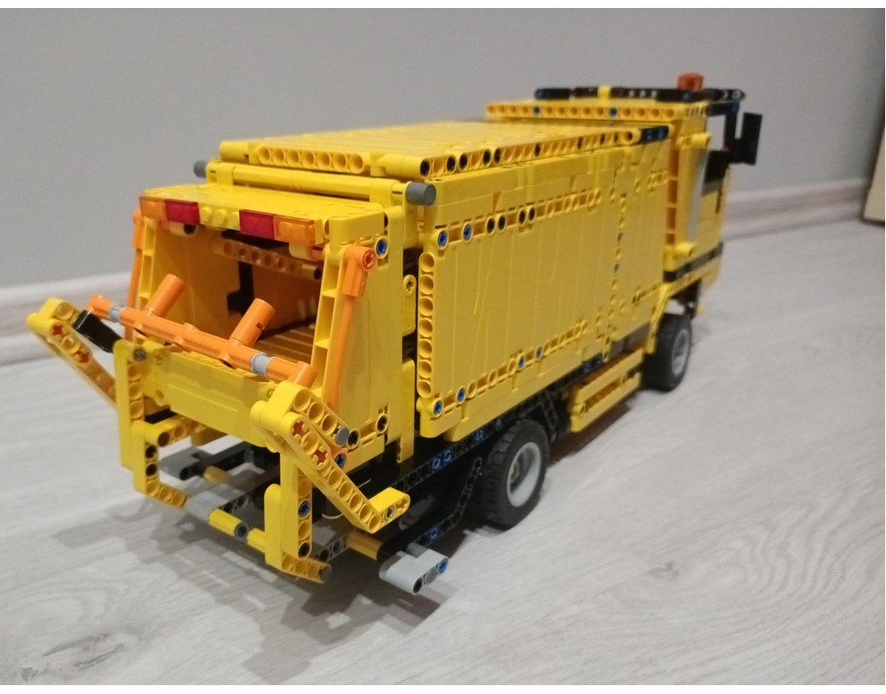 LEGO MOC 42114 model B - Garbage Truck by XaeroZKota | Rebrickable ...