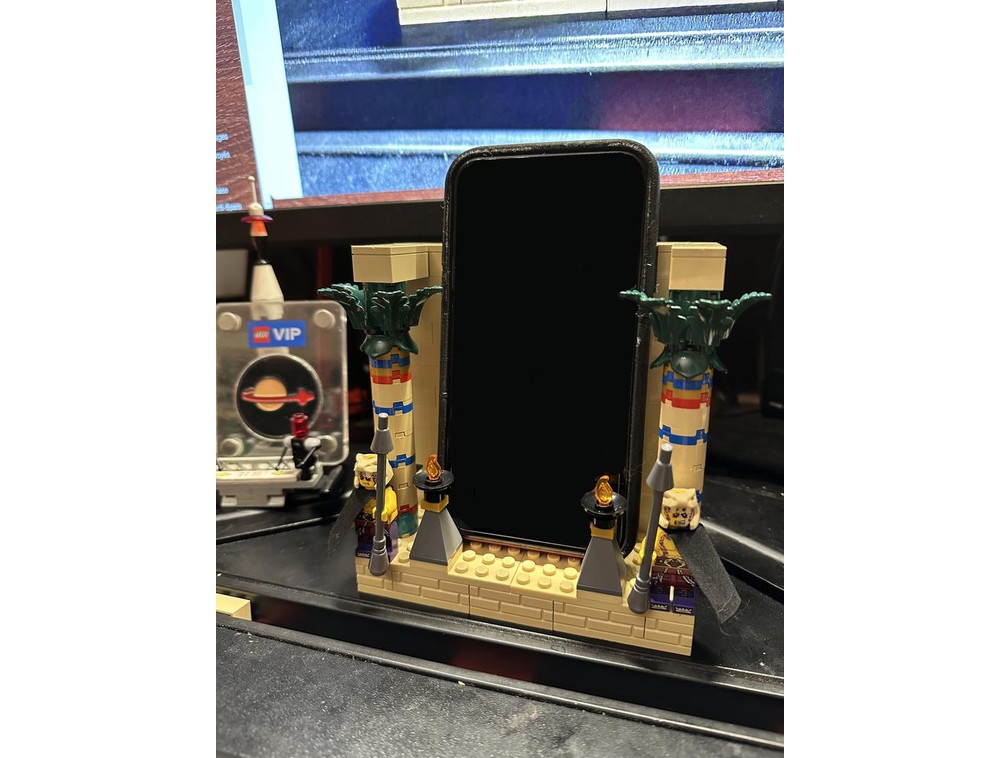 LEGO MOC Uadjet Phone Holder by gigau | Rebrickable - Build with LEGO