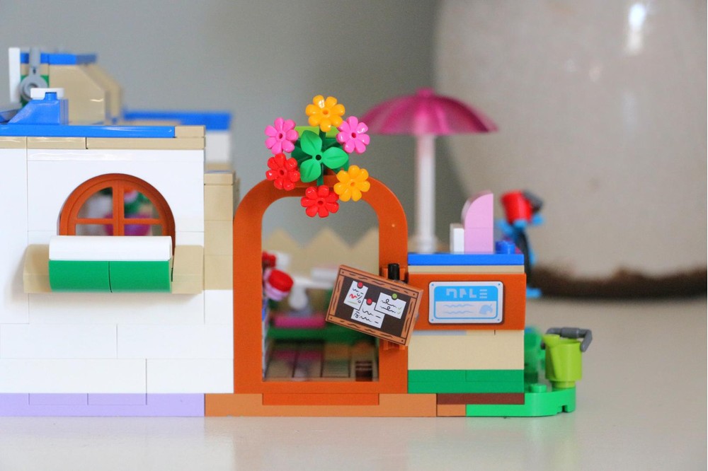 Lego Moc Flower Cafe By Eva001 Rebrickable Build With Lego