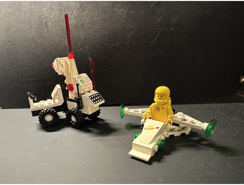 Lego Moc Radar Patroller By Gigau Rebrickable Build With Lego