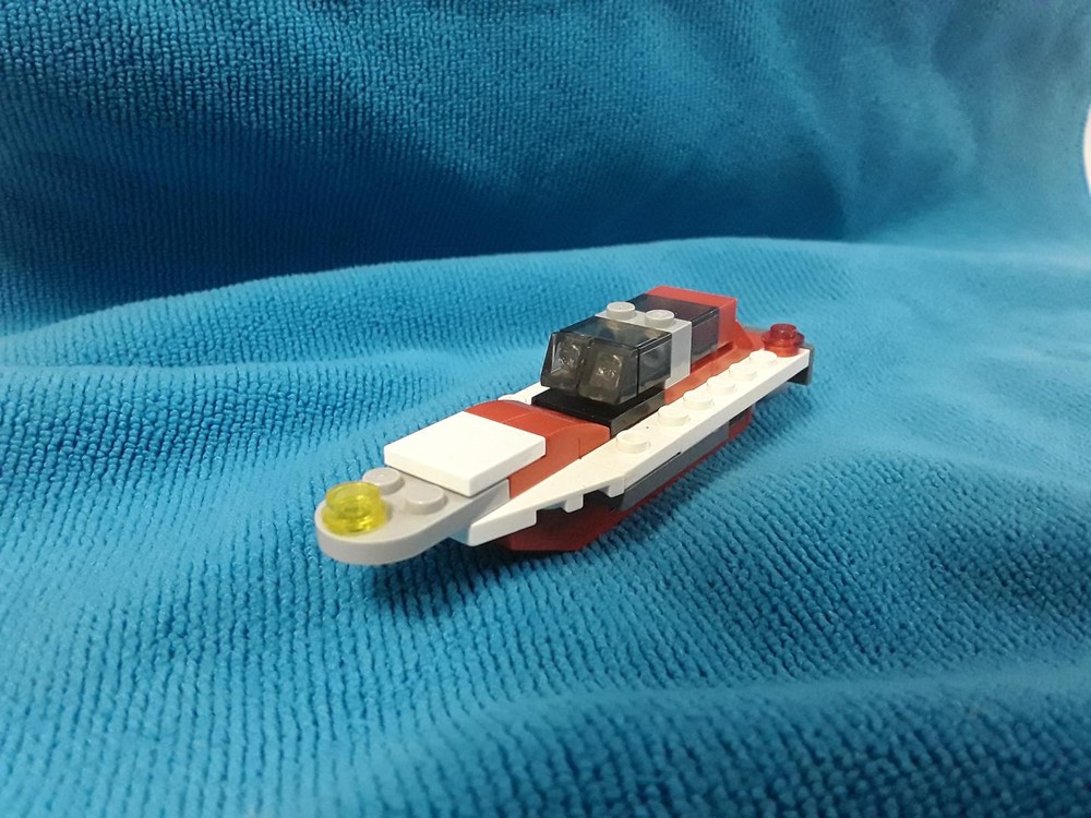 LEGO MOC 31013 - Speedboat by LegoOri | Rebrickable - Build with LEGO
