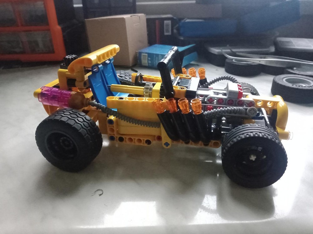 LEGO MOC Yellow HOTrod by NVlegotechnic | Rebrickable - Build with LEGO