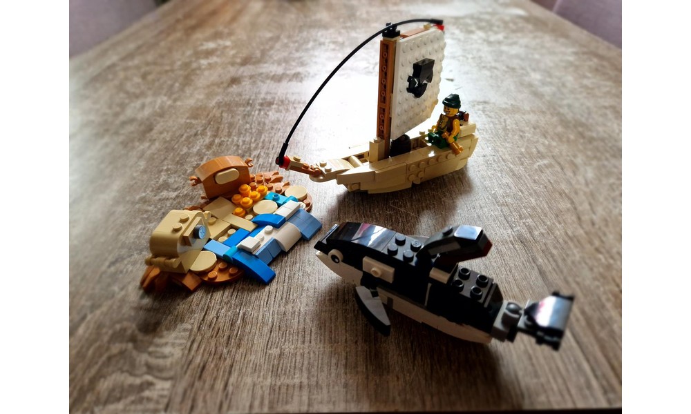 Lego Moc Pirate Ship And Orca By Jappelsap98 Rebrickable Build With