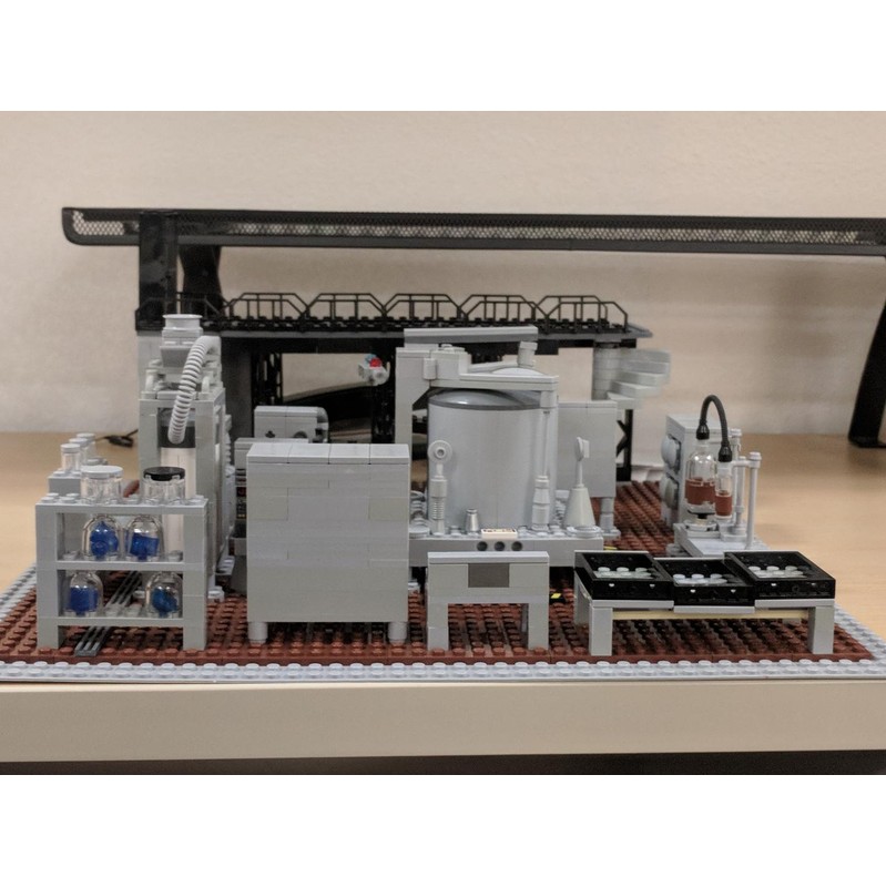 LEGO MOC Breaking Bad Lab by fyrestorm | Rebrickable - Build with LEGO