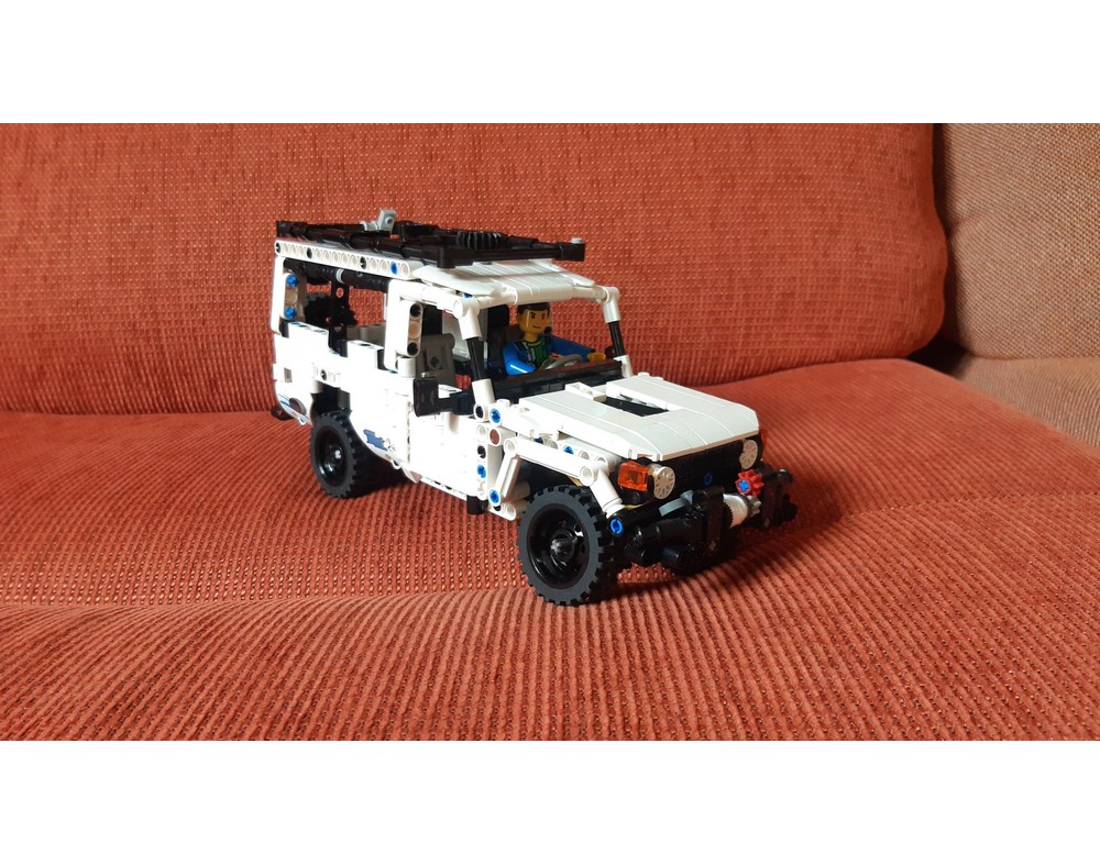 LEGO MOC-200900 Toyota Land Cruiser HZJ 75 by Thera45 | Rebrickable ...