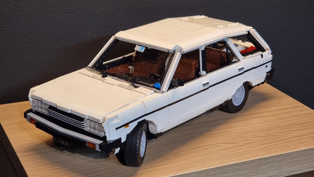 LEGO MOC Fiat 131 Panorama dal film di Verdone "Bianco, Rosso e Verdone ...