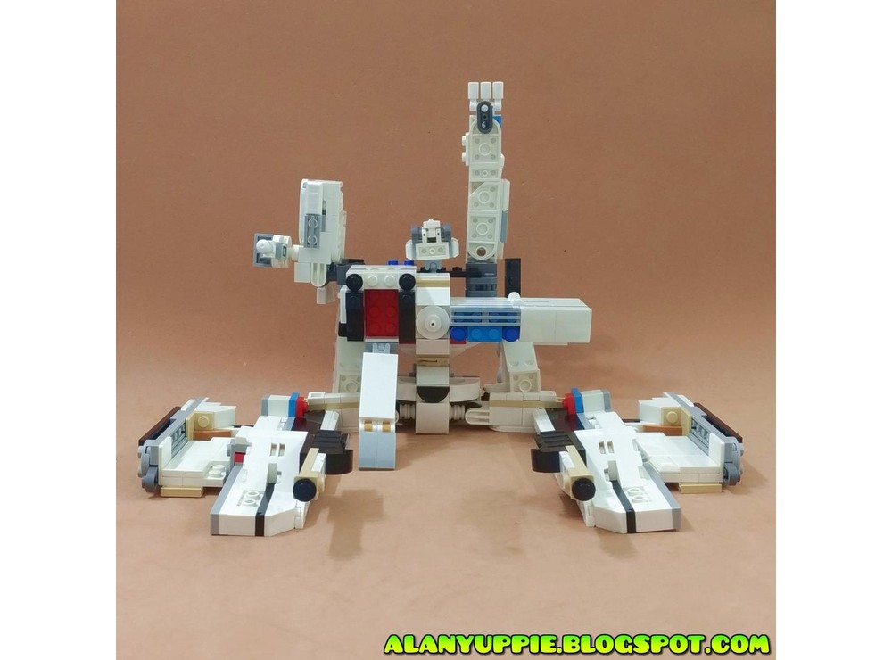 Lego Moc Transformer Metroplex Using Lego Creator 31152 By Alanyuppie