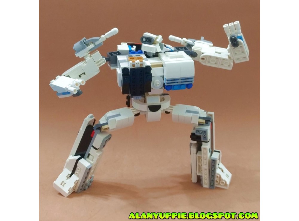 LEGO MOC Transformer Metroplex using LEGO Creator 31152 by alanyuppie ...