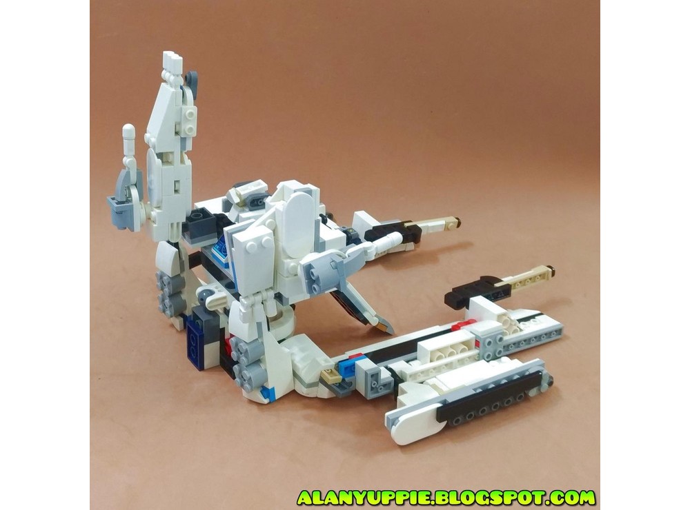 Lego Moc Transformer Metroplex Using Lego Creator 31152 By Alanyuppie