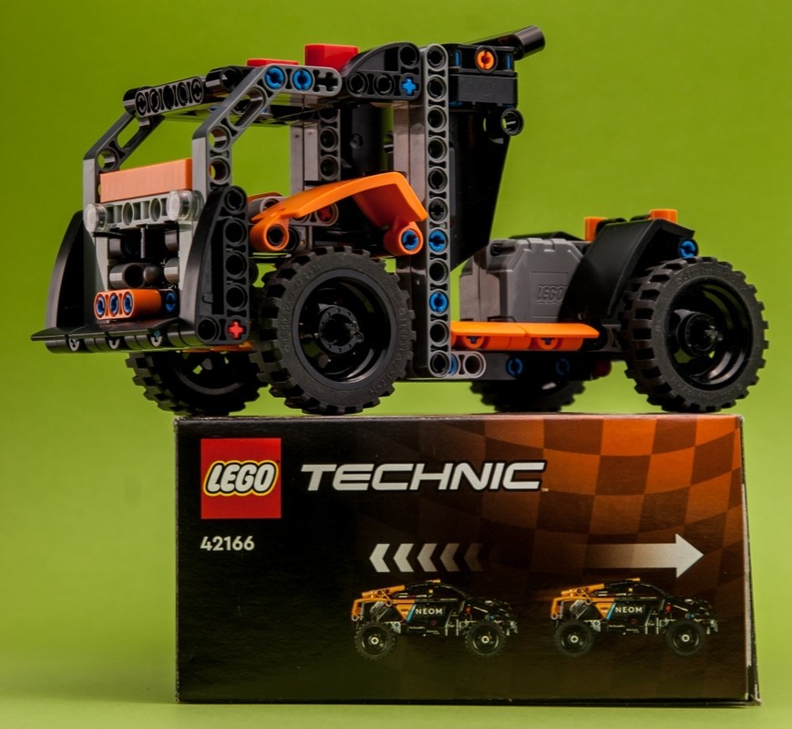 LEGO MOC 42166 Supertruck by Keep On Bricking | Rebrickable - Build ...